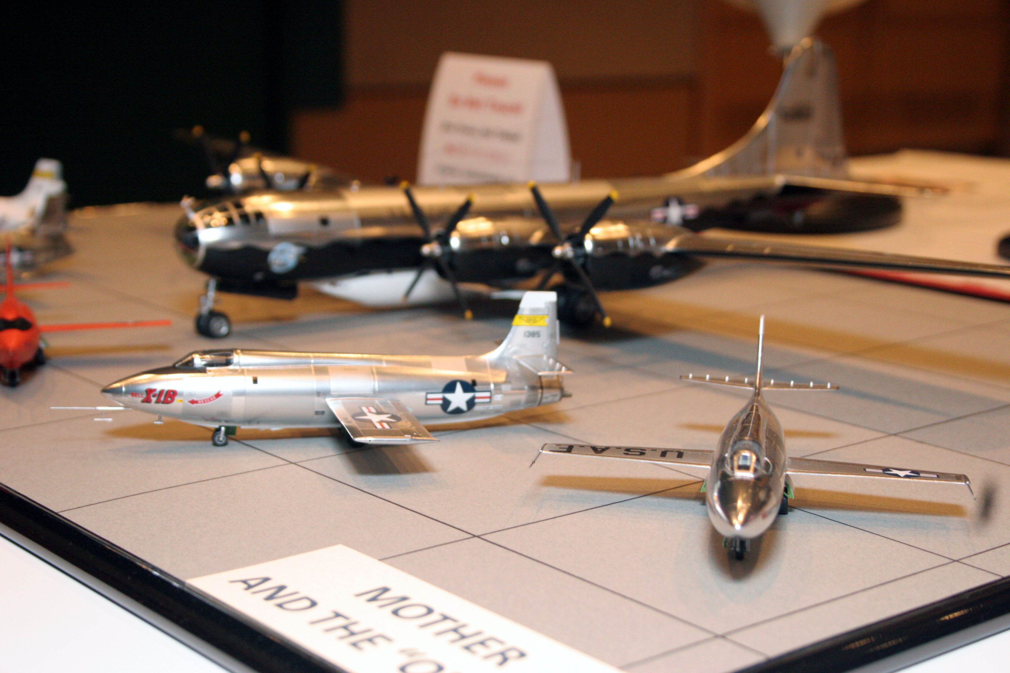 Ninfinger Productions: Scale Models